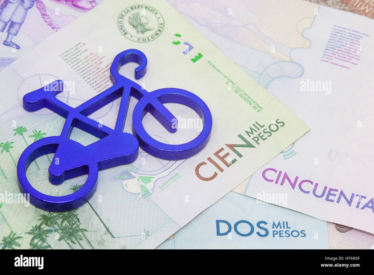 Save money economy hi-res stock photography and images - Alamy