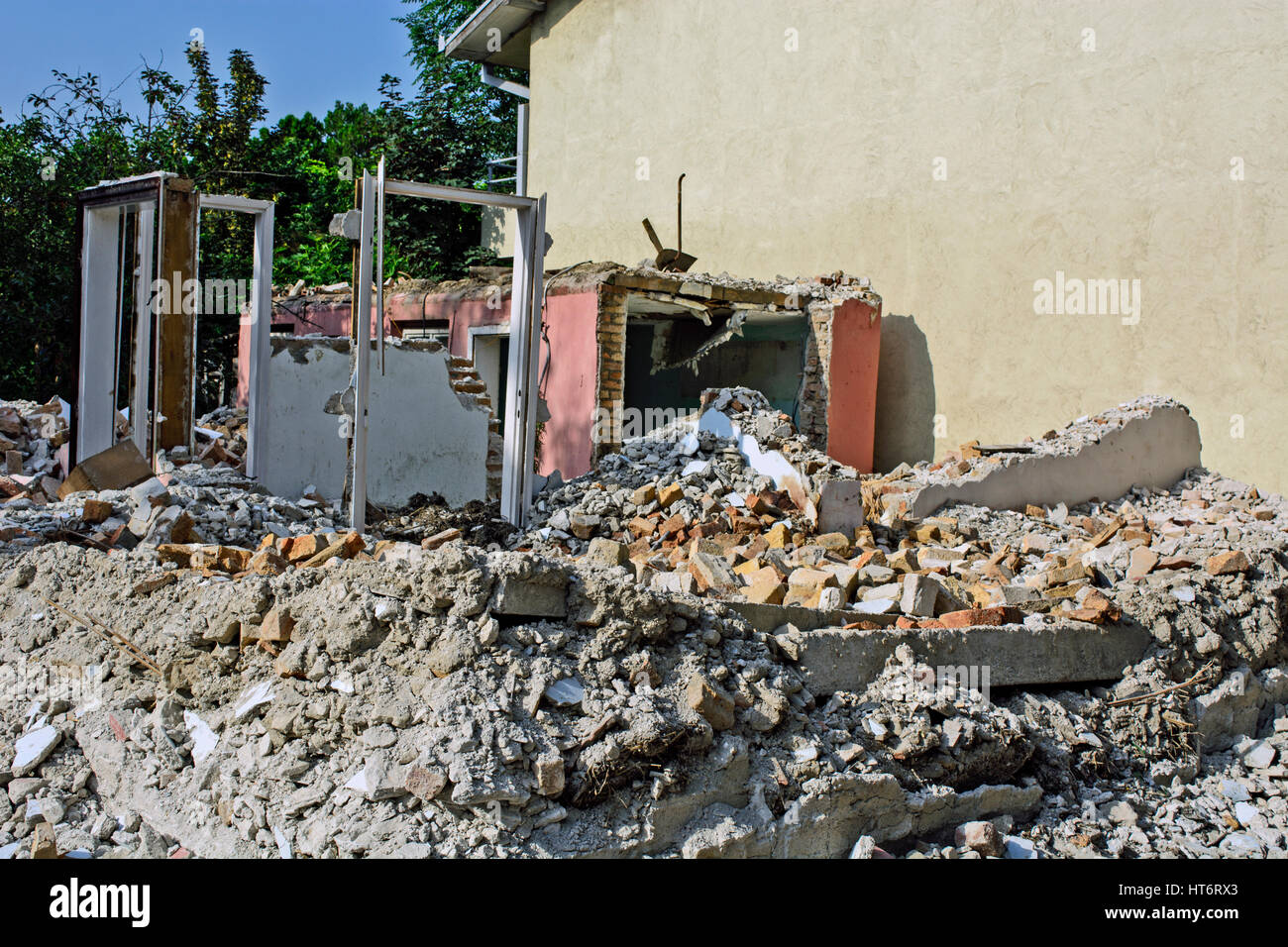 Build structure photos hi-res stock photography and images - Alamy