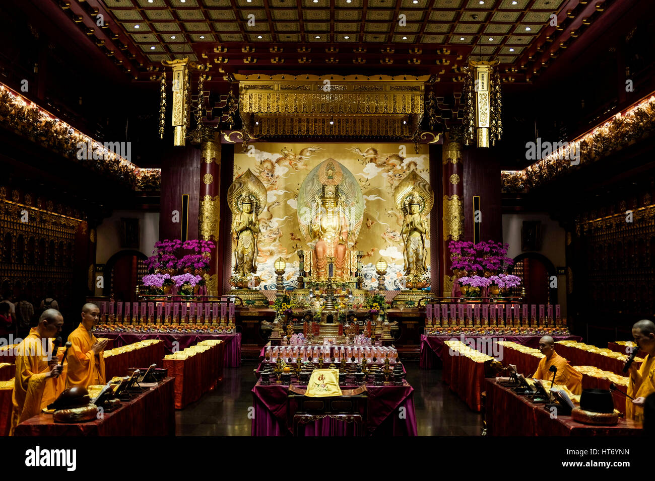 Inside of a Buddhist temple Stock Photo - Alamy