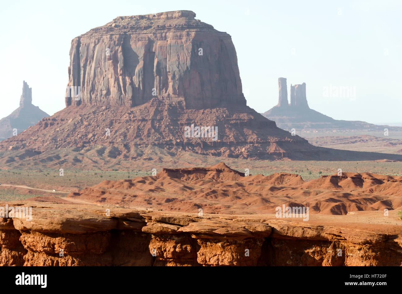 Extreme landscape of Monument Valley in Utah Stock Photo - Alamy