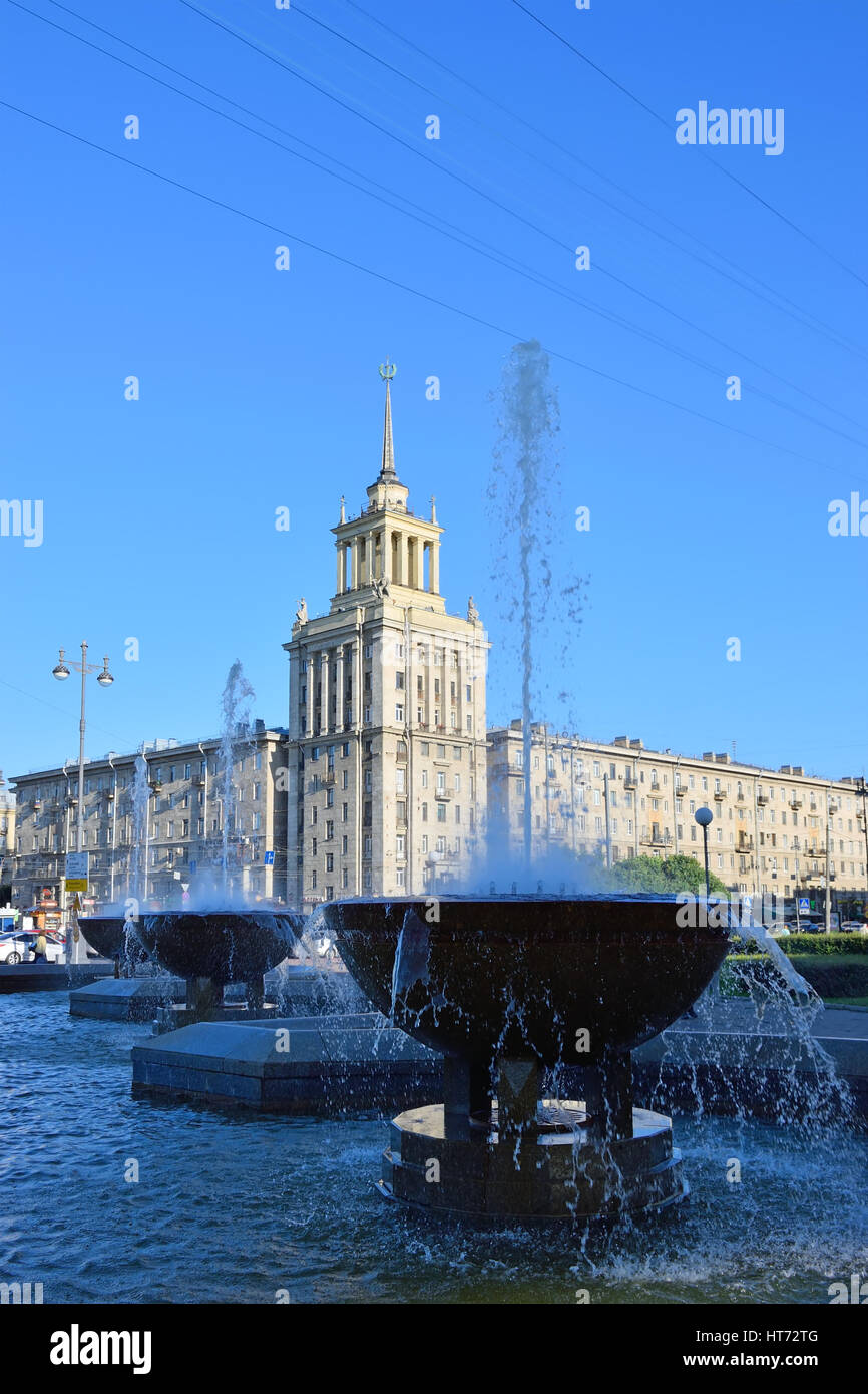 High rise building st petersburg hi-res stock photography and images ...