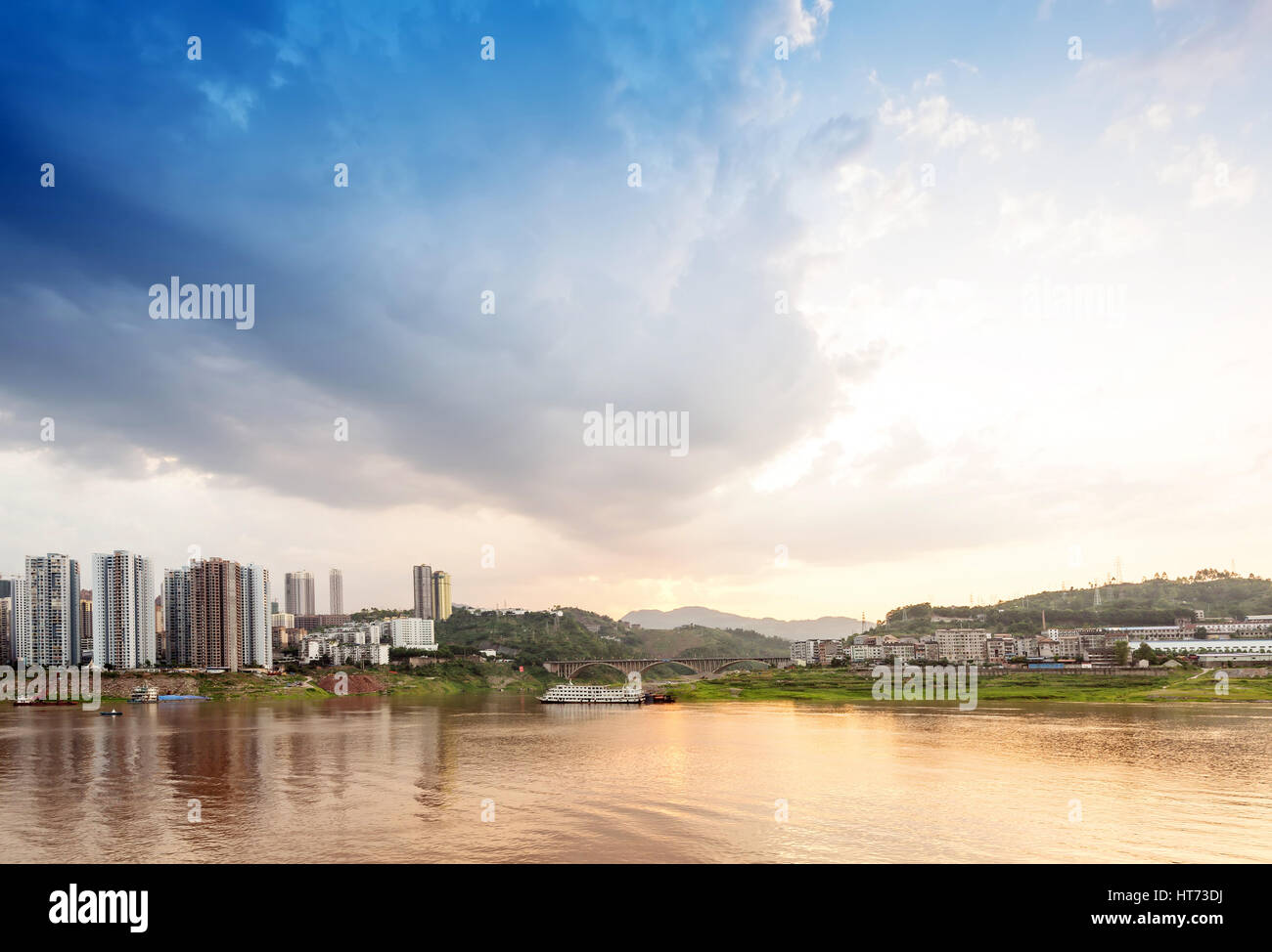 Yangtze river scenery hi-res stock photography and images - Alamy