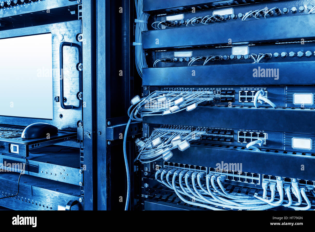 3d datacenter hi-res stock photography and images - Alamy