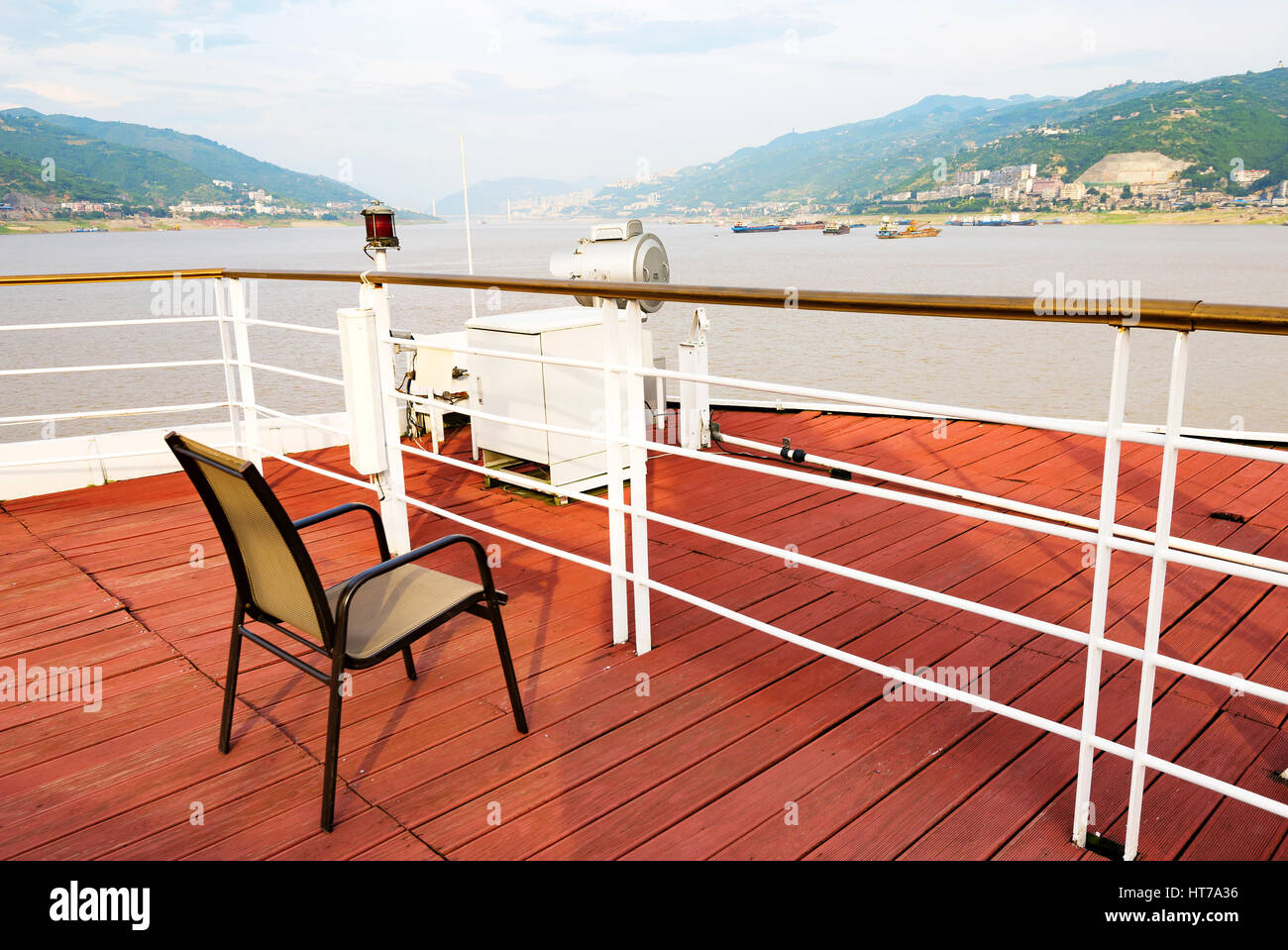 Red Deck Chairs High Resolution Stock Photography and Images - Alamy