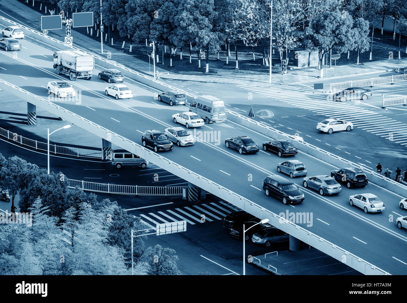 Approach downtown hi-res stock photography and images - Alamy