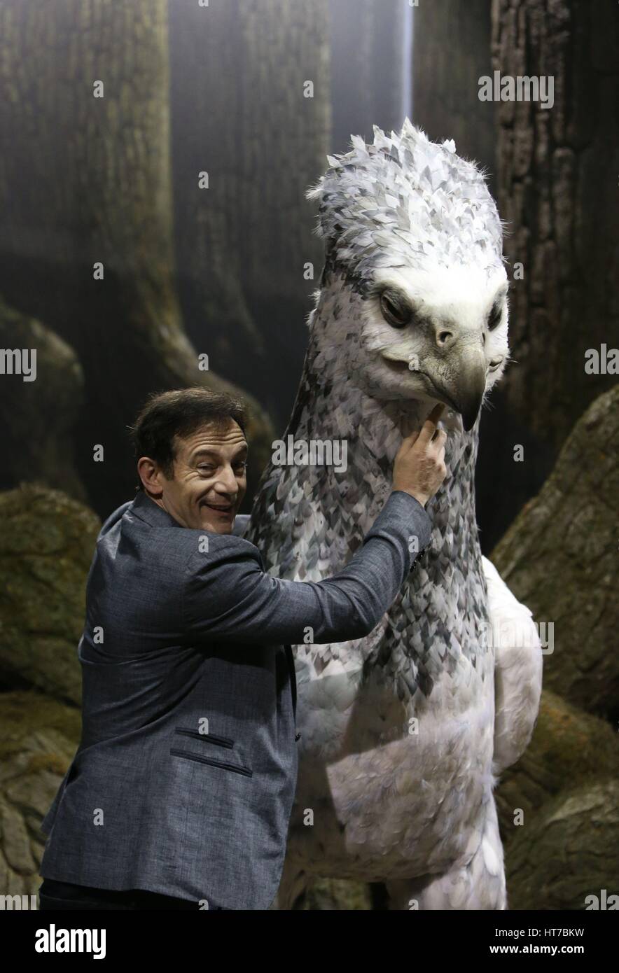 Buckbeak hi-res stock photography and images - Alamy