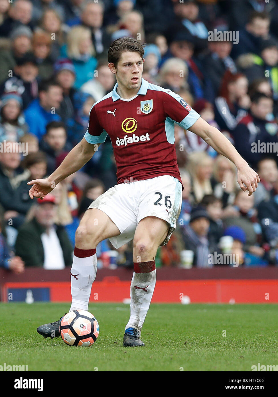 Football james tarkowski hi-res stock photography and images - Alamy