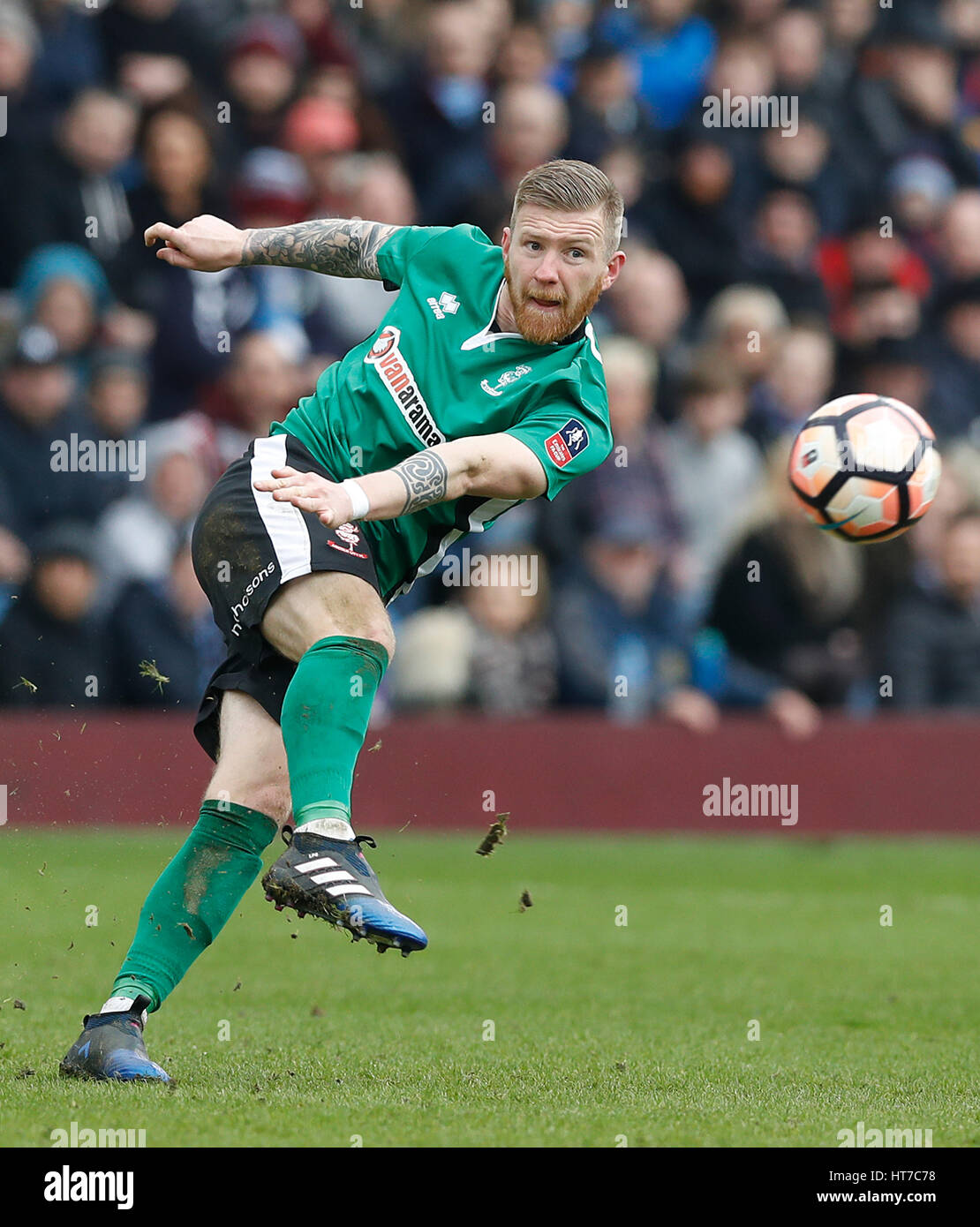 Lincoln City's Alan Power Stock Photo - Alamy