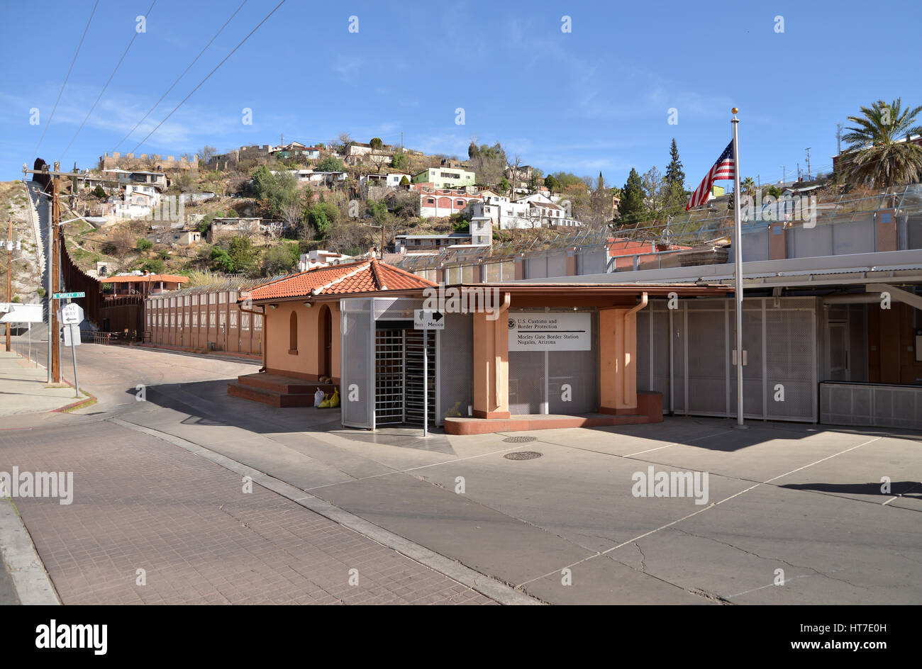 Pedestrians cross between Arizona and Sonora, Mexico, at the U.S ...