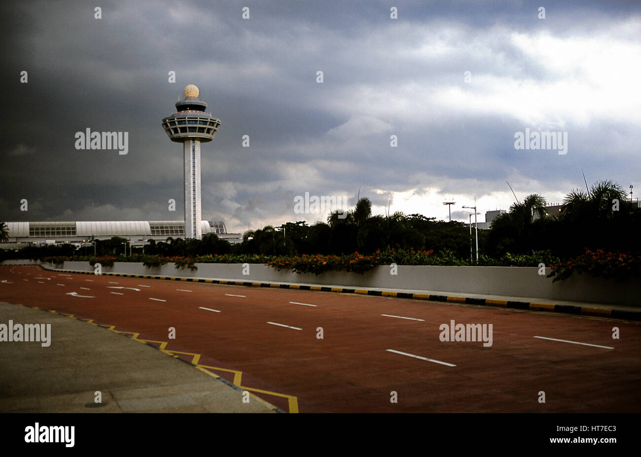 Singapore airport control tower hi-res stock photography and images - Alamy