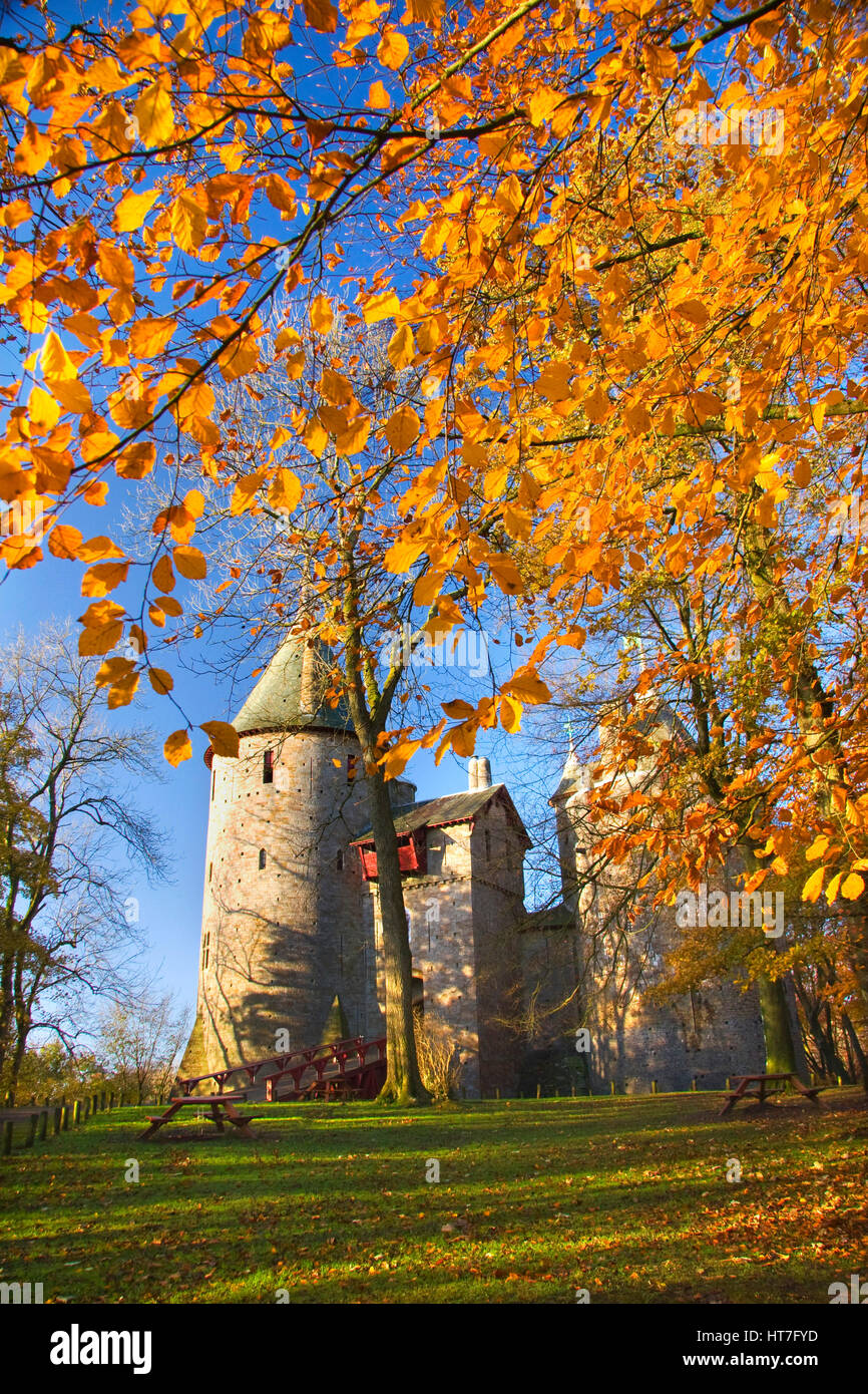Castell coch autumn hi-res stock photography and images - Alamy