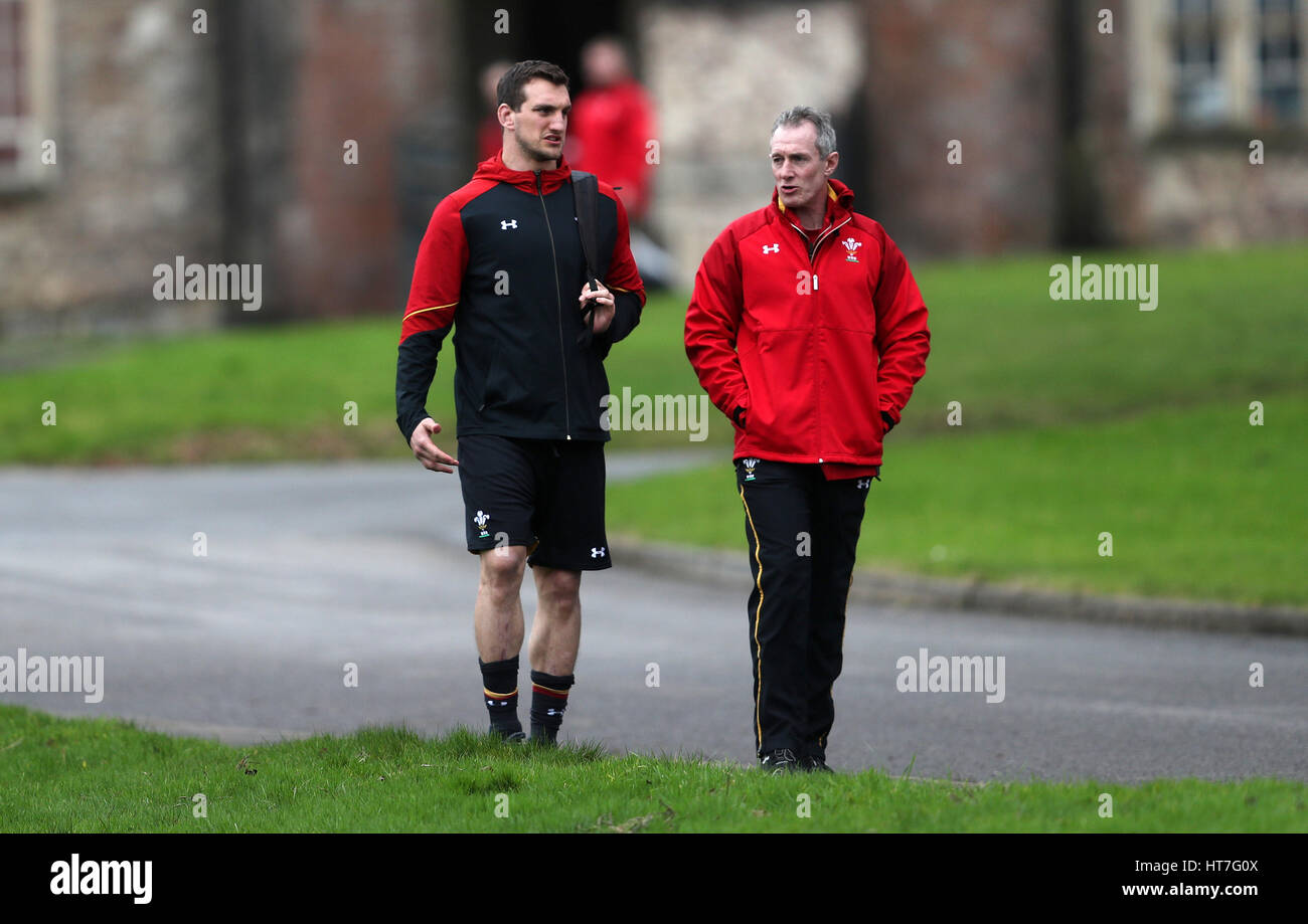 Wales temporary head coach Rob Howley arrives with Sam Warburton for ...