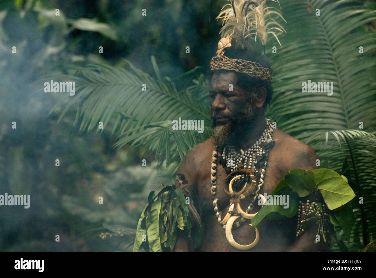 The Chief Of A Kanak Village Participate In A Ceremony Stock Photo - Alamy