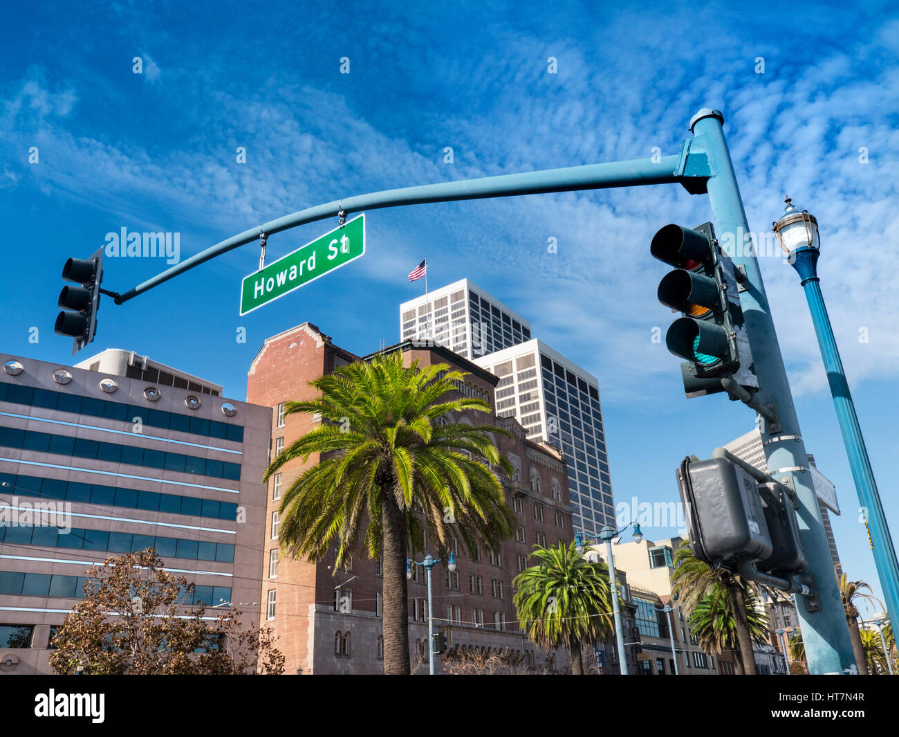 American flag office buildings hi-res stock photography and images - Alamy