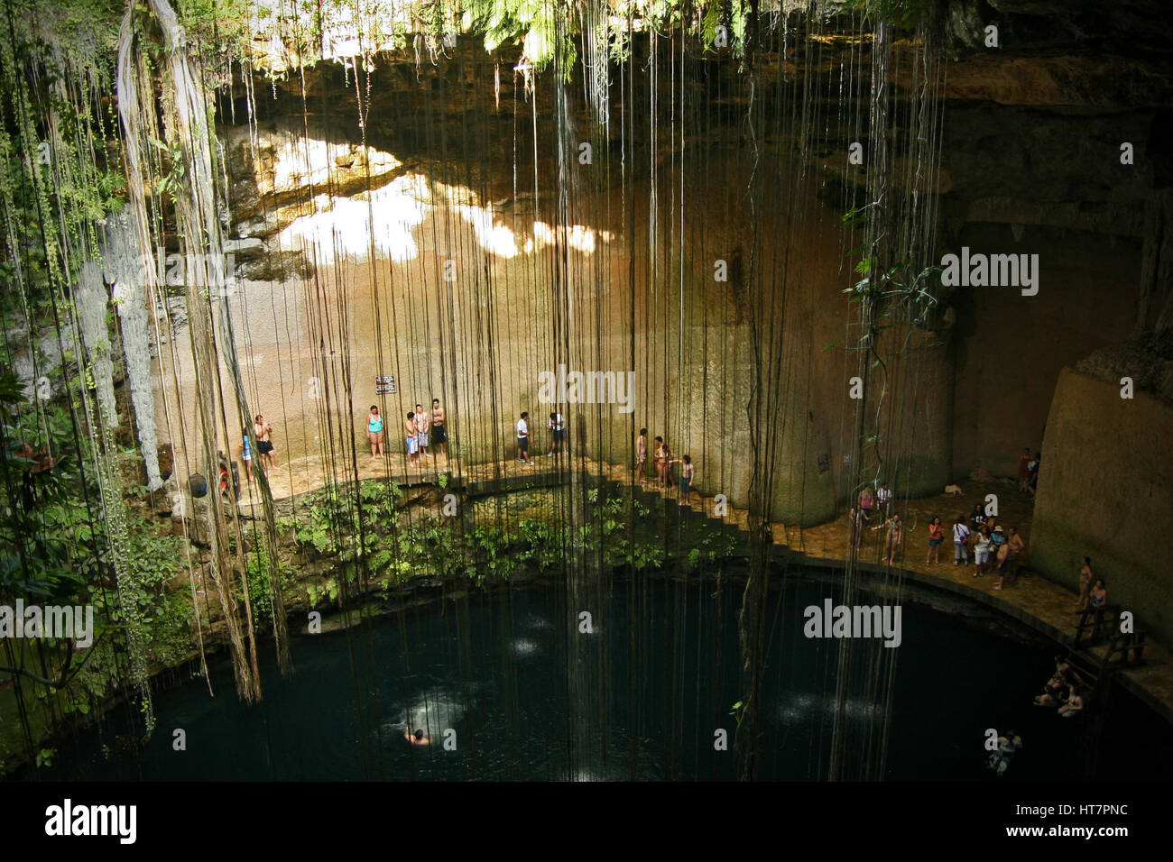 Cenote ik kil yucatan hi-res stock photography and images - Alamy