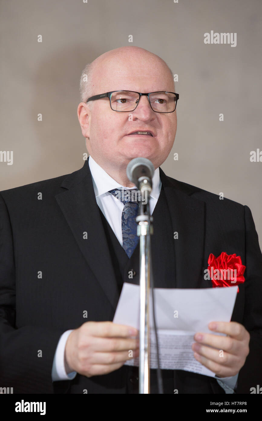 Martin mucha hi-res stock photography and images - Alamy