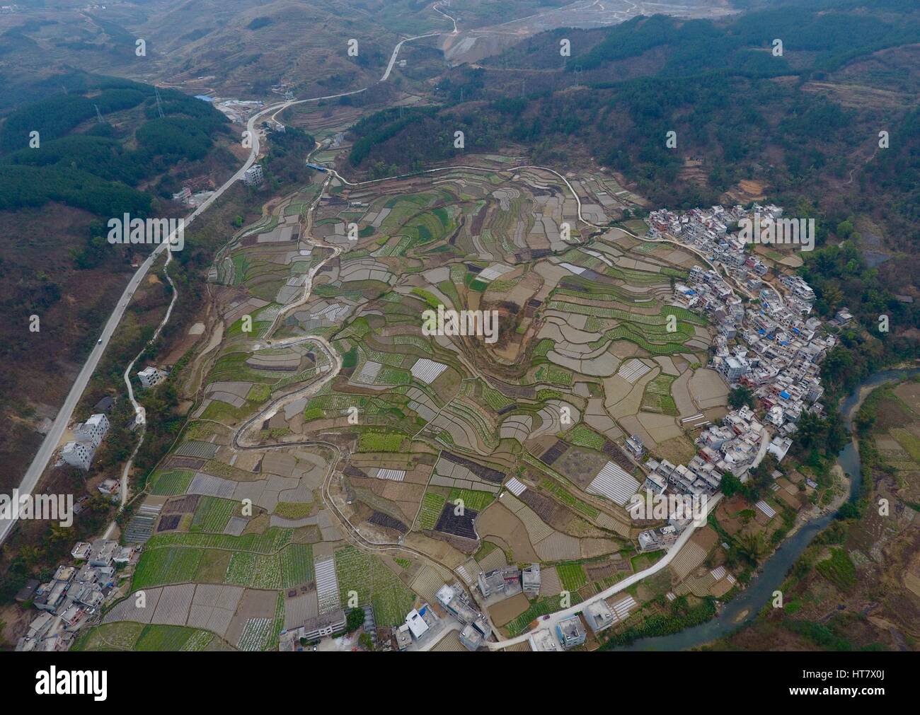 Longlin hi-res stock photography and images - Alamy