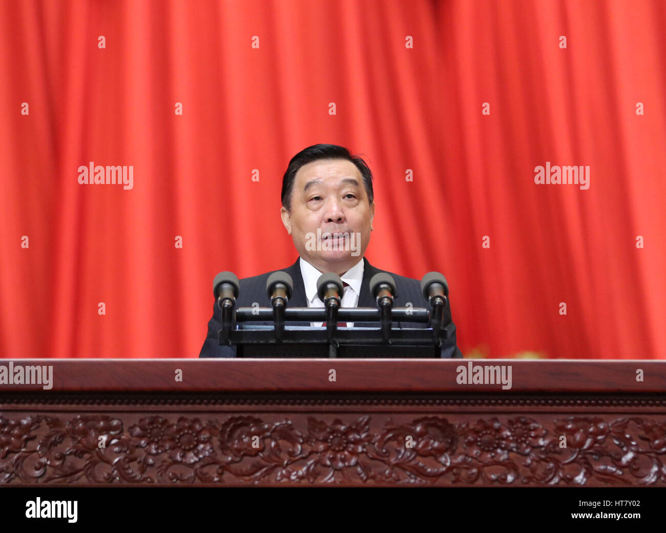 Second quota hi-res stock photography and images - Alamy