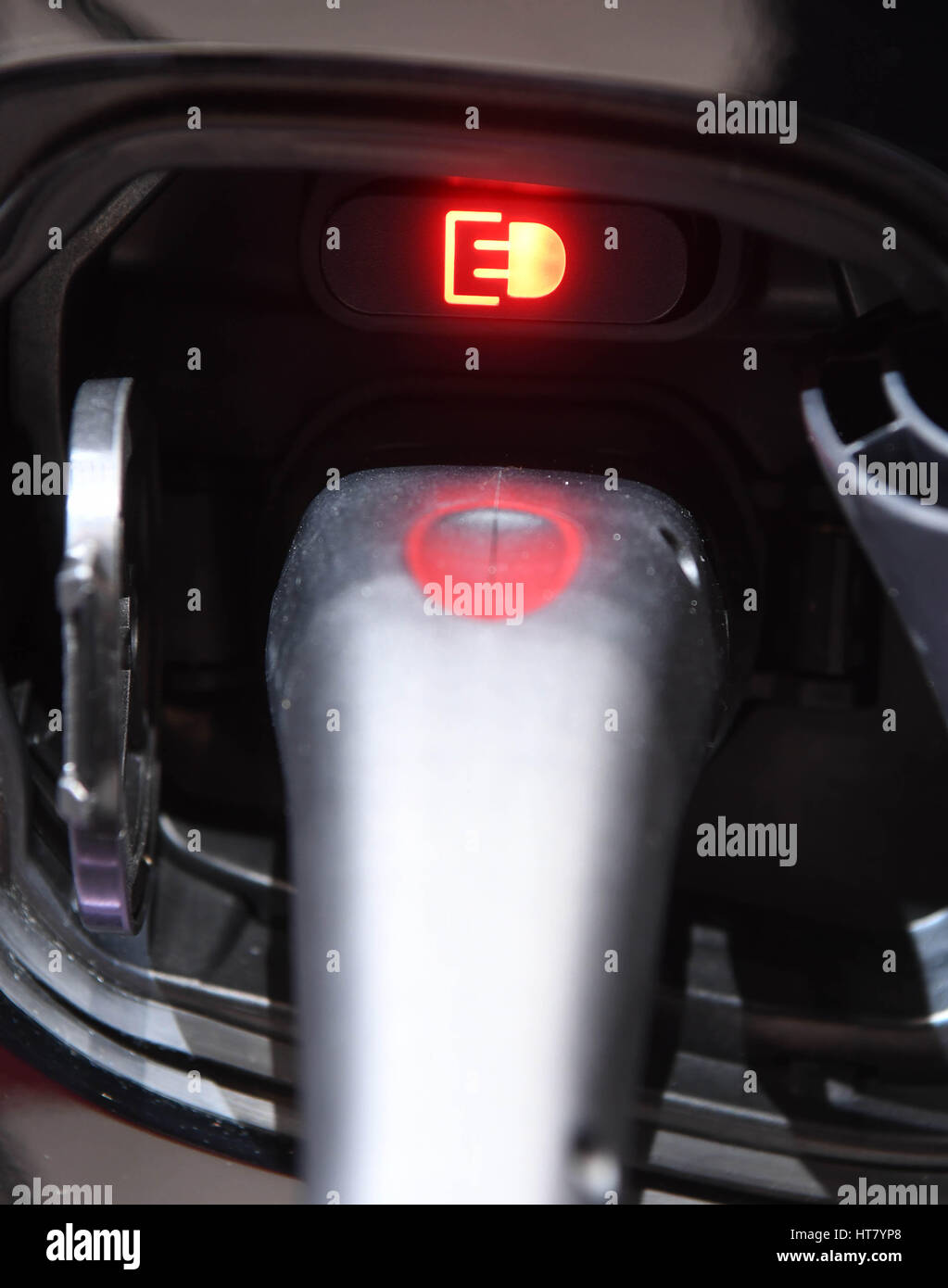 Geneva, Switzerland. 08th Mar, 2017. A Smart Electric Drive is charged ...