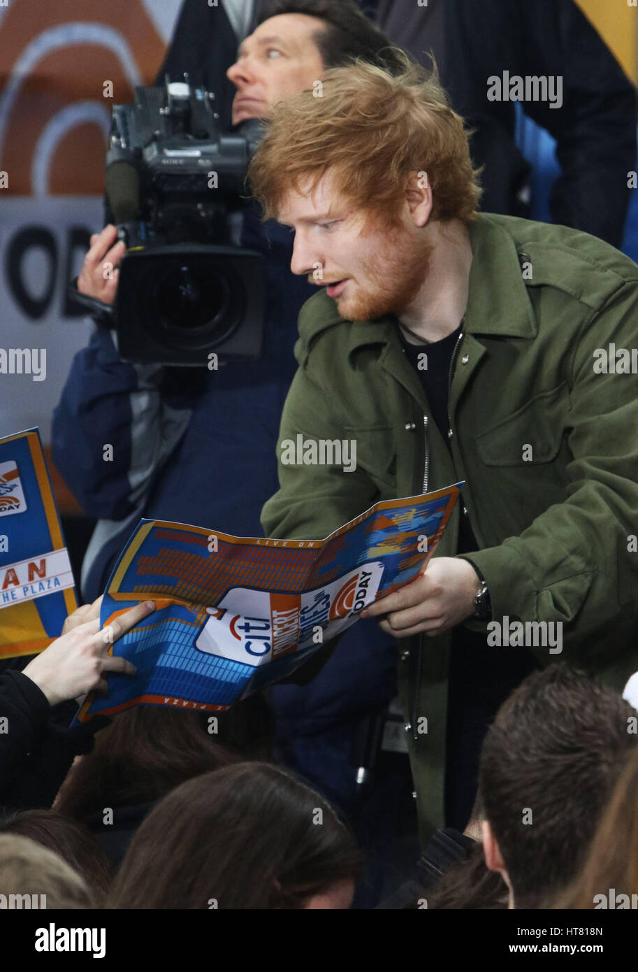New York, New York, USA. 8th Mar, 2017. Singer ED SHEERAN signs ...