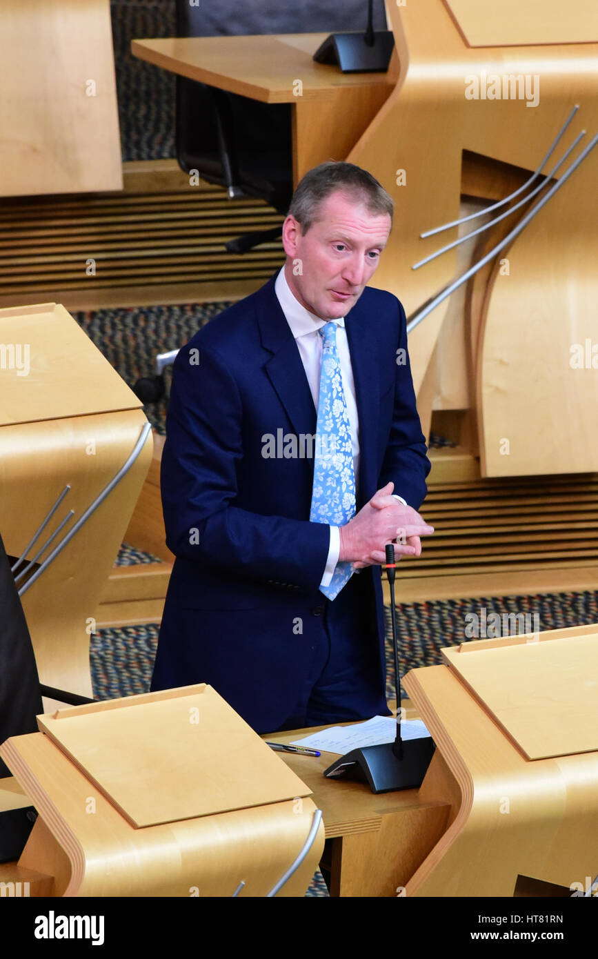 Tavish scott hi-res stock photography and images - Alamy