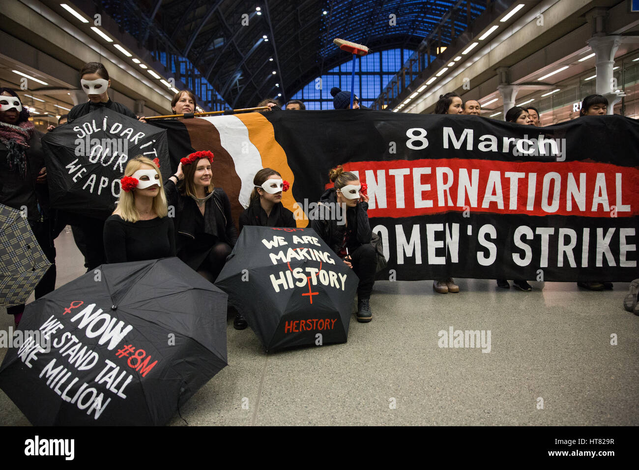 London, UK. 8th March, 2017. Women from Global Women's Strike, Women's ...