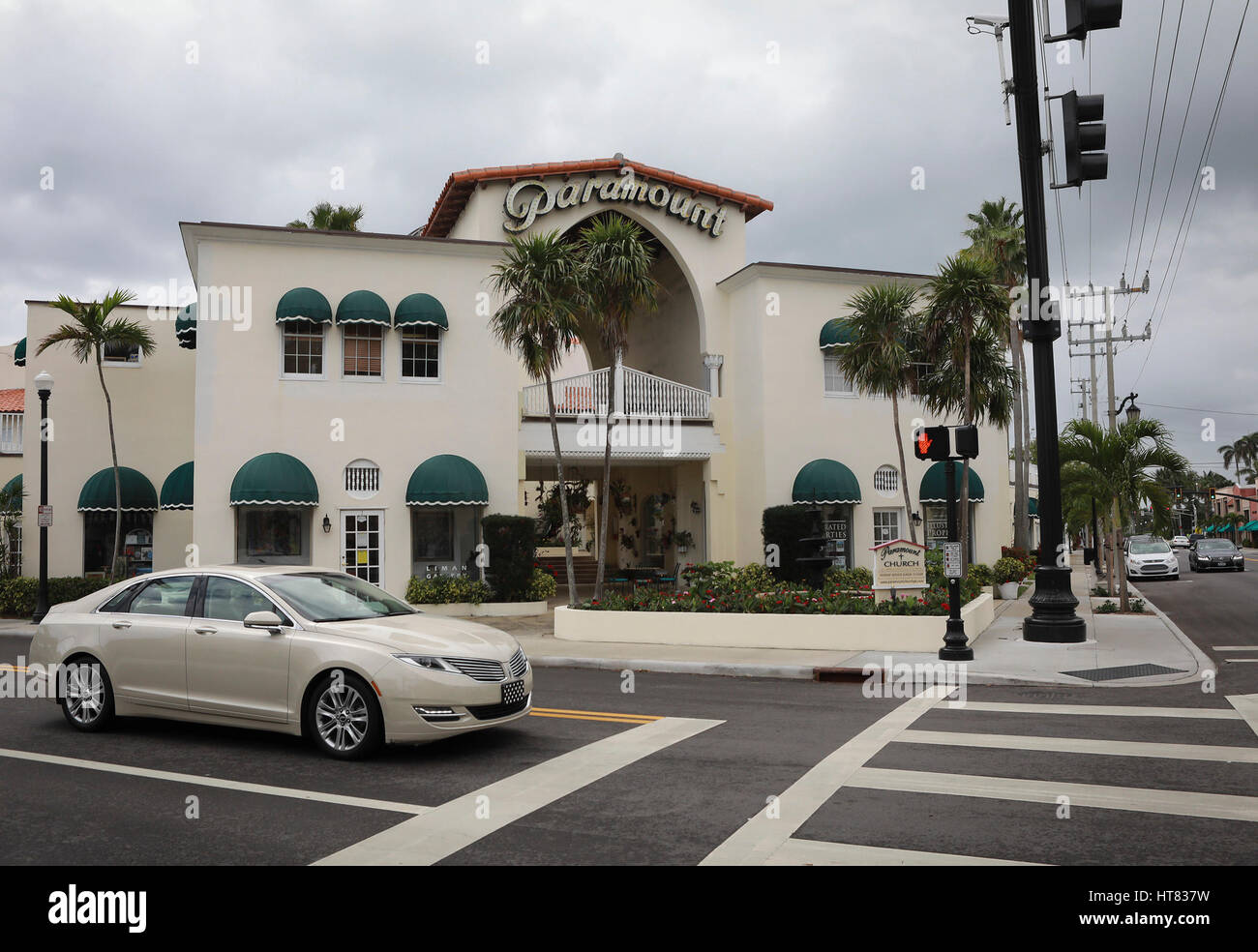 Paramount theatre palm beach hi-res stock photography and images - Alamy