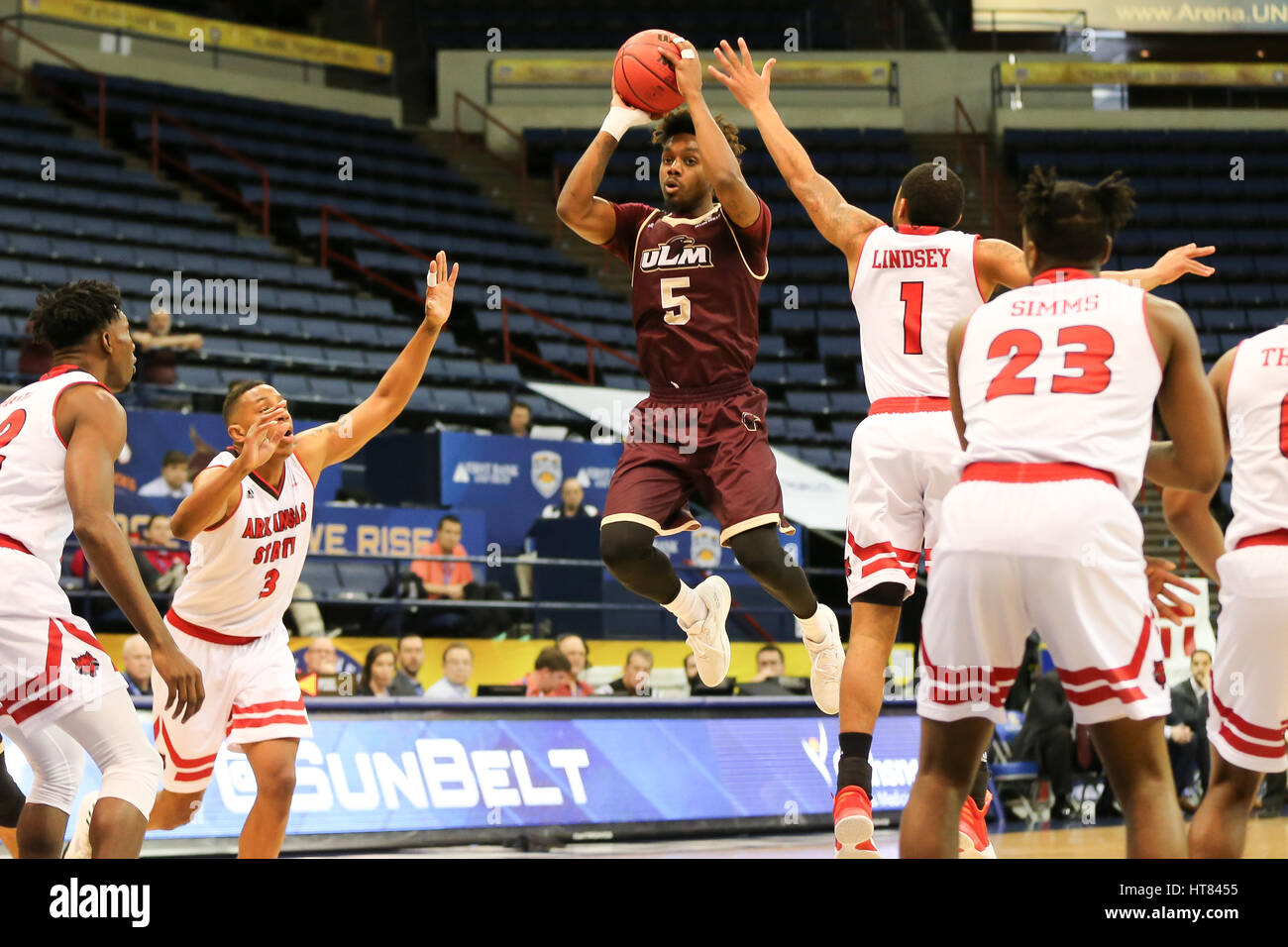 March 08, 2017 - Louisiana Monroe Warhawks guard Marvin Jean-Pierre (5 ...