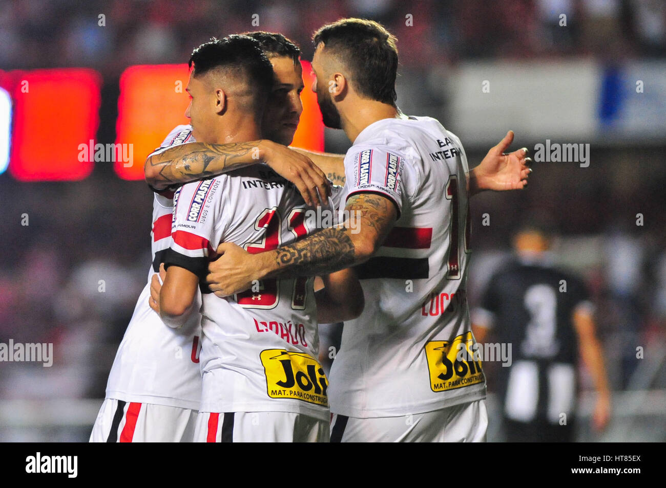 SÃO PAULO, SP - 08.03.2017: SPFC X ABC - Luiz Araújo, Bruno and Pratto ...