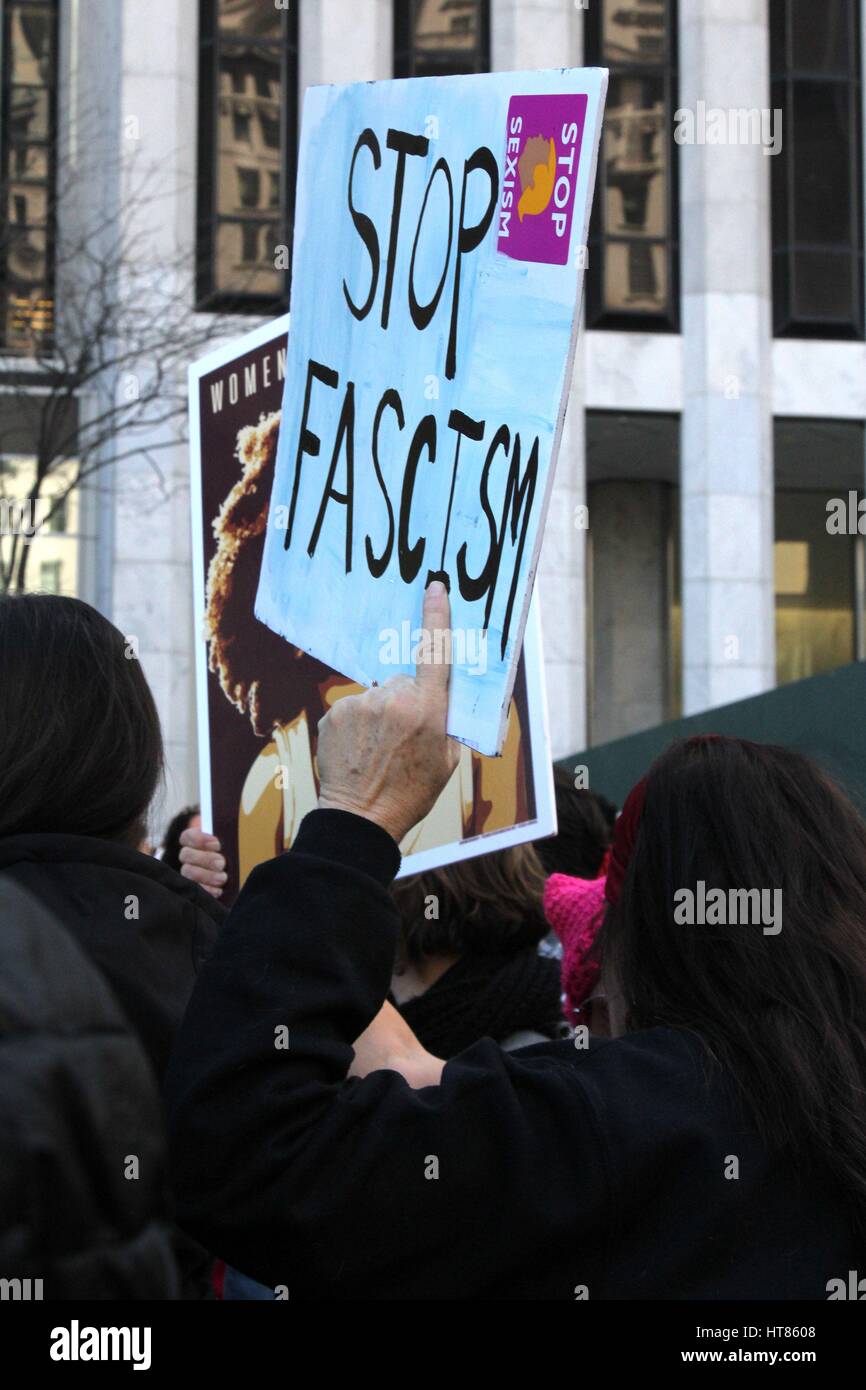 New York Usa 8th Mar 2017 Hundreds Of New Yorkers Took Part In The A Day Without A Woman