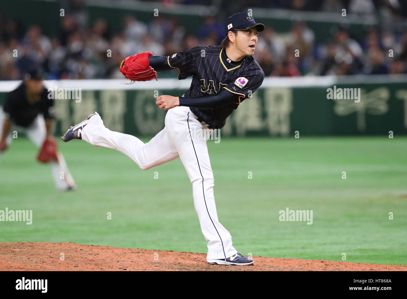 World baseball classic pool b game hi-res stock photography and images ...
