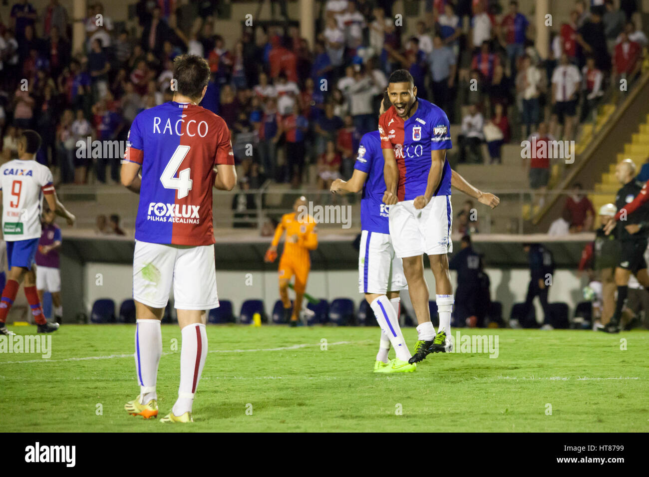 Curitiba, Brazil. 08th Mar, 2017. 0 and qualifies for the next round of ...