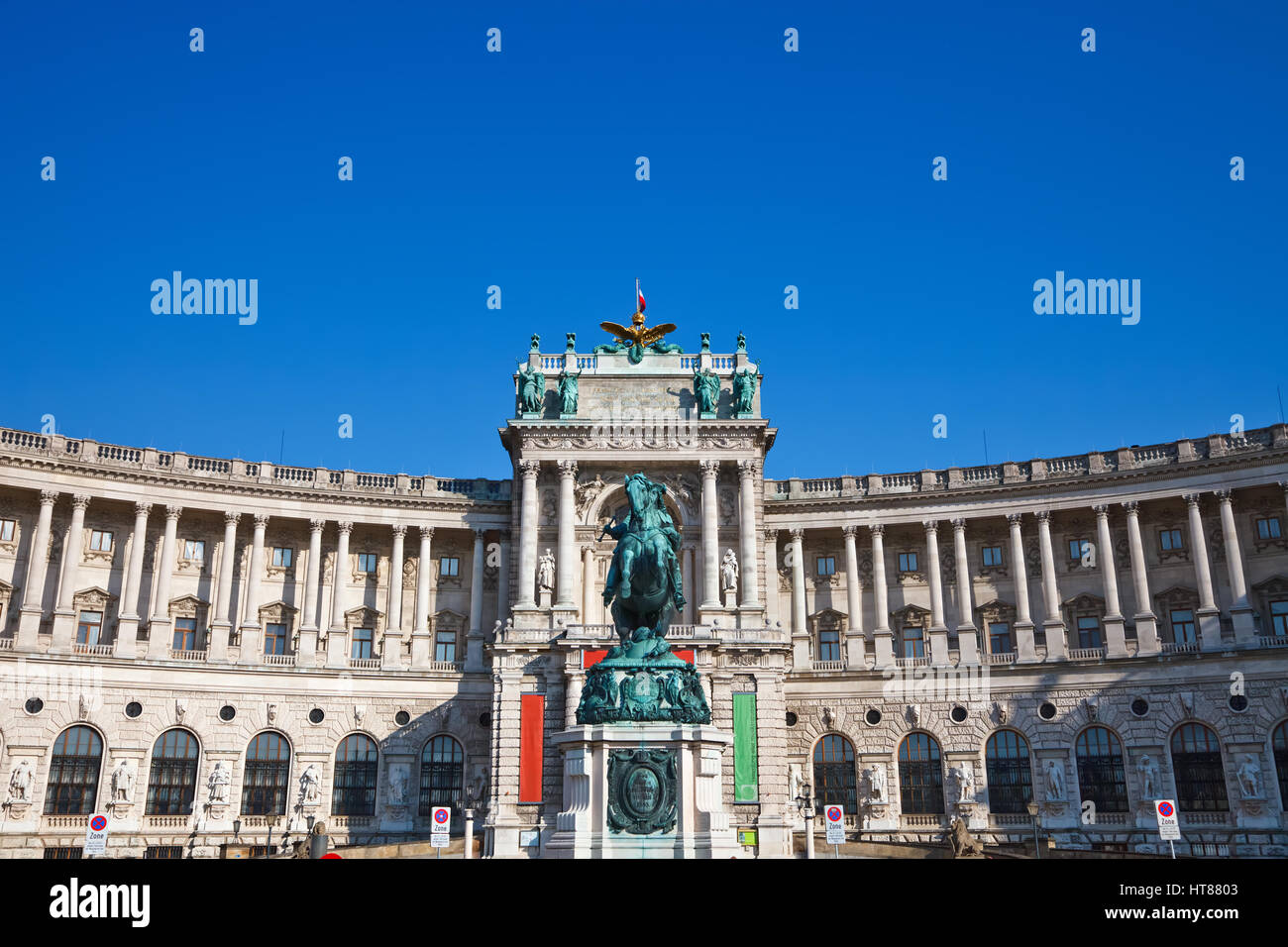 Heldenplatz in the Hofburg complex, Vienna, Austria Stock Photo - Alamy