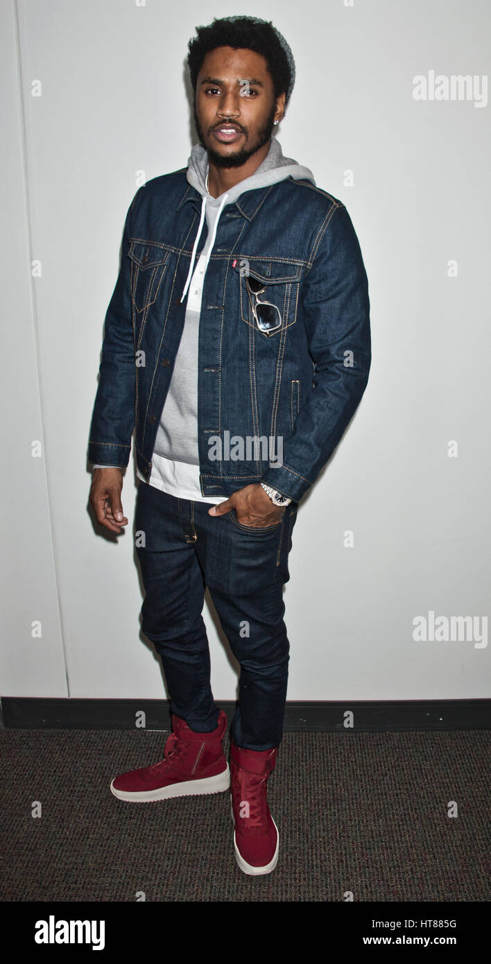 Philadelphia, PA, USA. 22nd February, 2017. American Singer-Songwriter ...