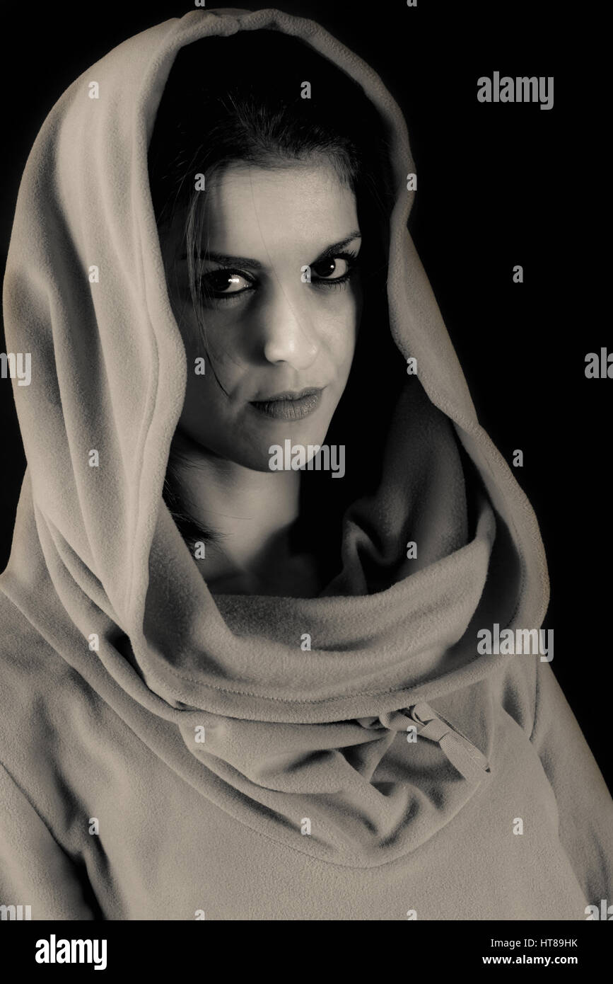 Woman hooded hi-res stock photography and images - Alamy