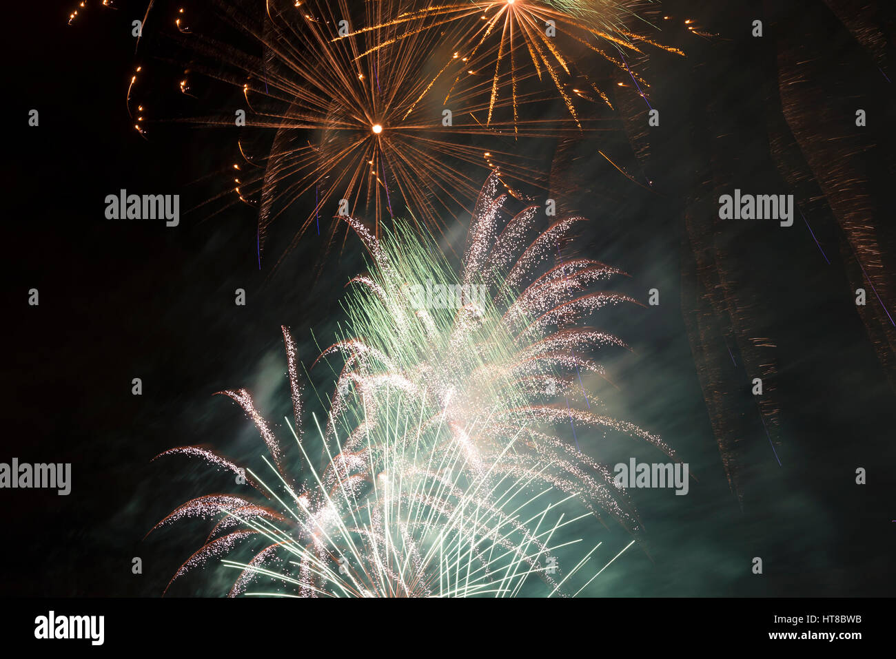 Red green sparks festive hi-res stock photography and images - Alamy