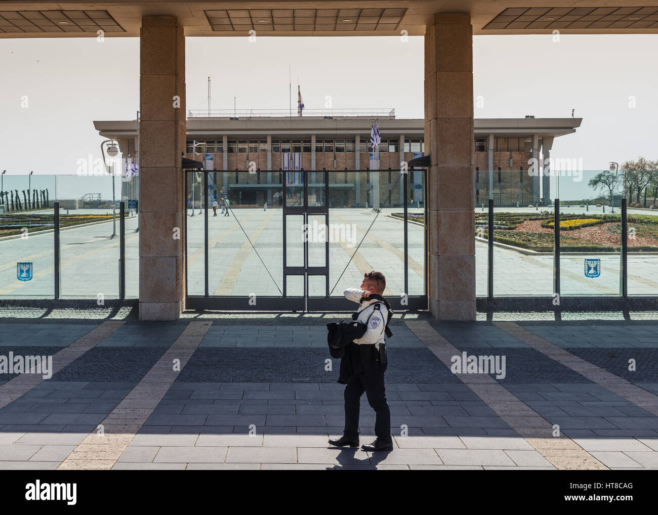 The israeli knesset (parliament) hi-res stock photography and images ...