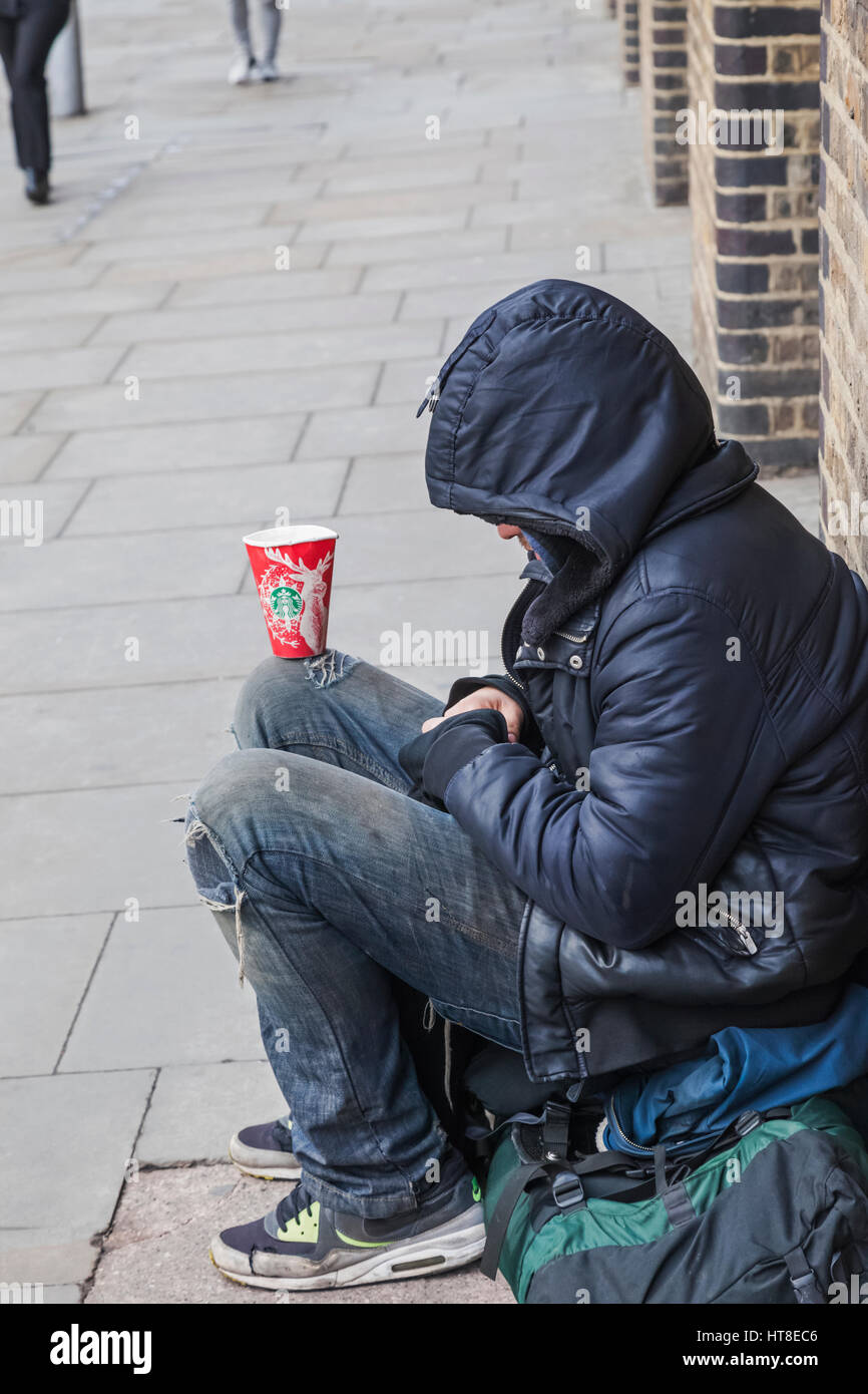 Homeless britain hi-res stock photography and images - Alamy