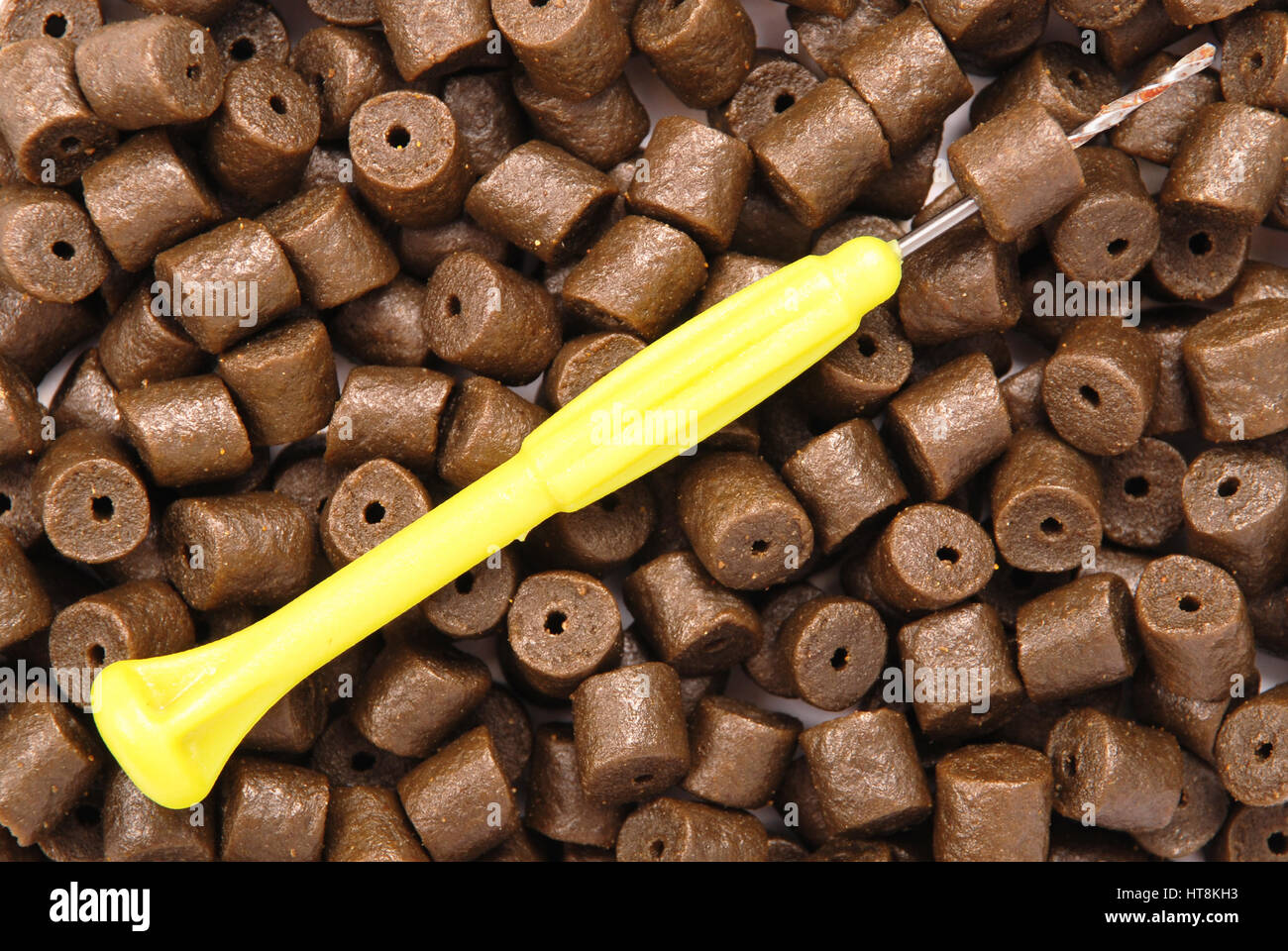 Yellow pellet texture hi-res stock photography and images - Alamy