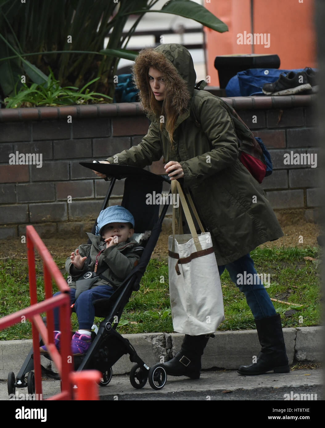 Rachel Bilson enjoys time with her daughter Briar Rose Christensen at ...