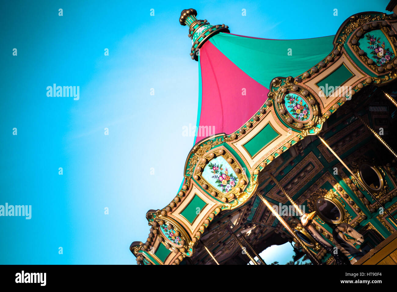 Top of the carousel hi-res stock photography and images - Alamy