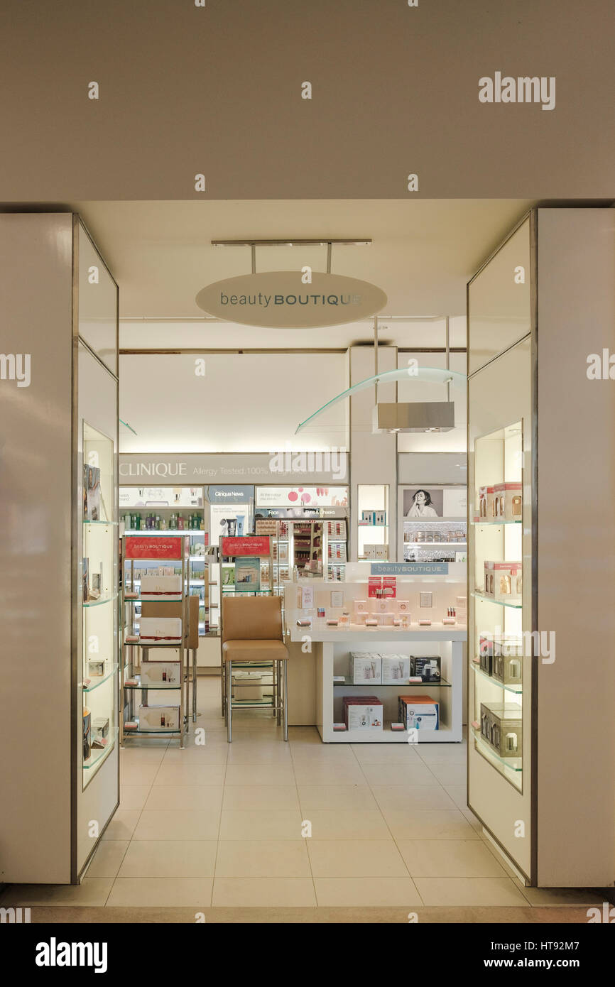 Retail store stores business inside interior High Resolution Stock ...