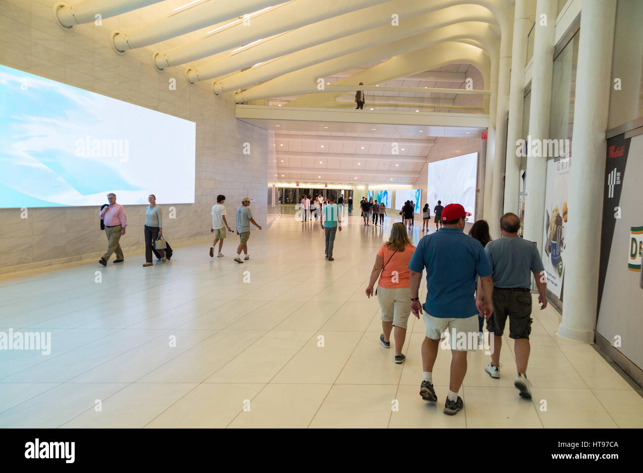 Path concourse hi-res stock photography and images - Alamy