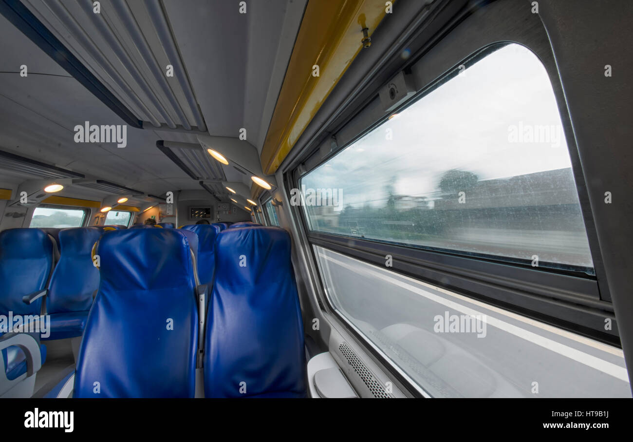 Train Tracks Perspective High Resolution Stock Photography and Images ...