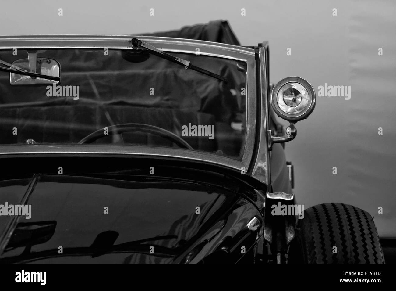 Mercedes benz 230 image hi-res stock photography and images - Alamy