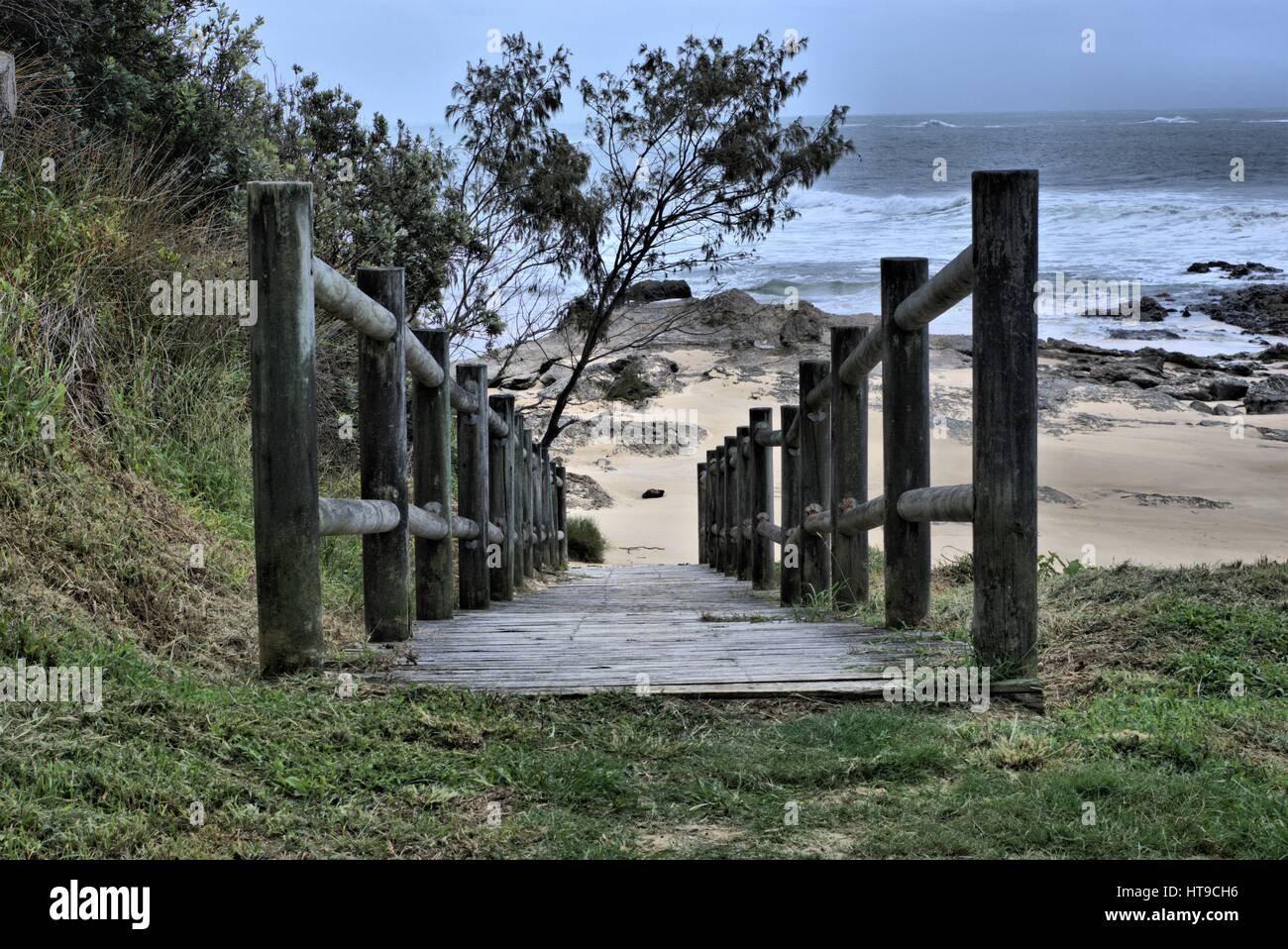 Wooden path to beach. Beach access made of timber hardwood in Australia ...
