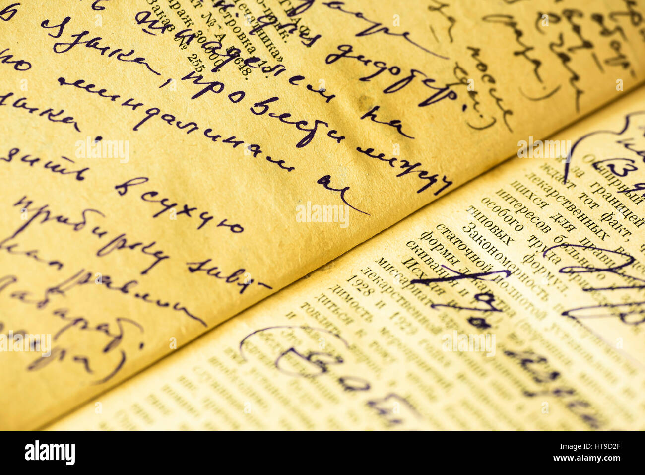 Old letter handwritten italian text hi-res stock photography and images ...
