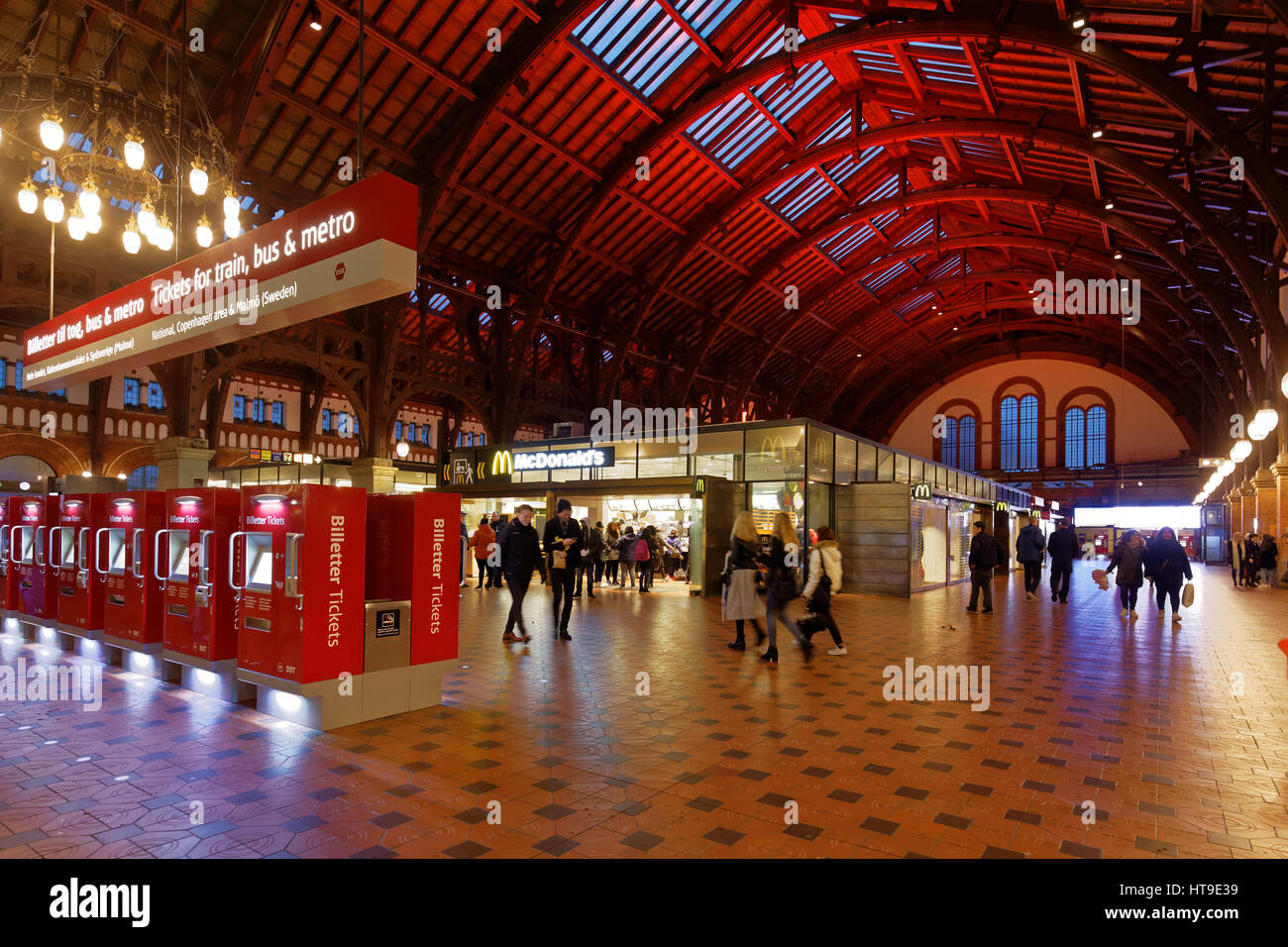 Denmark copenhagen railway station interior hi-res stock photography ...
