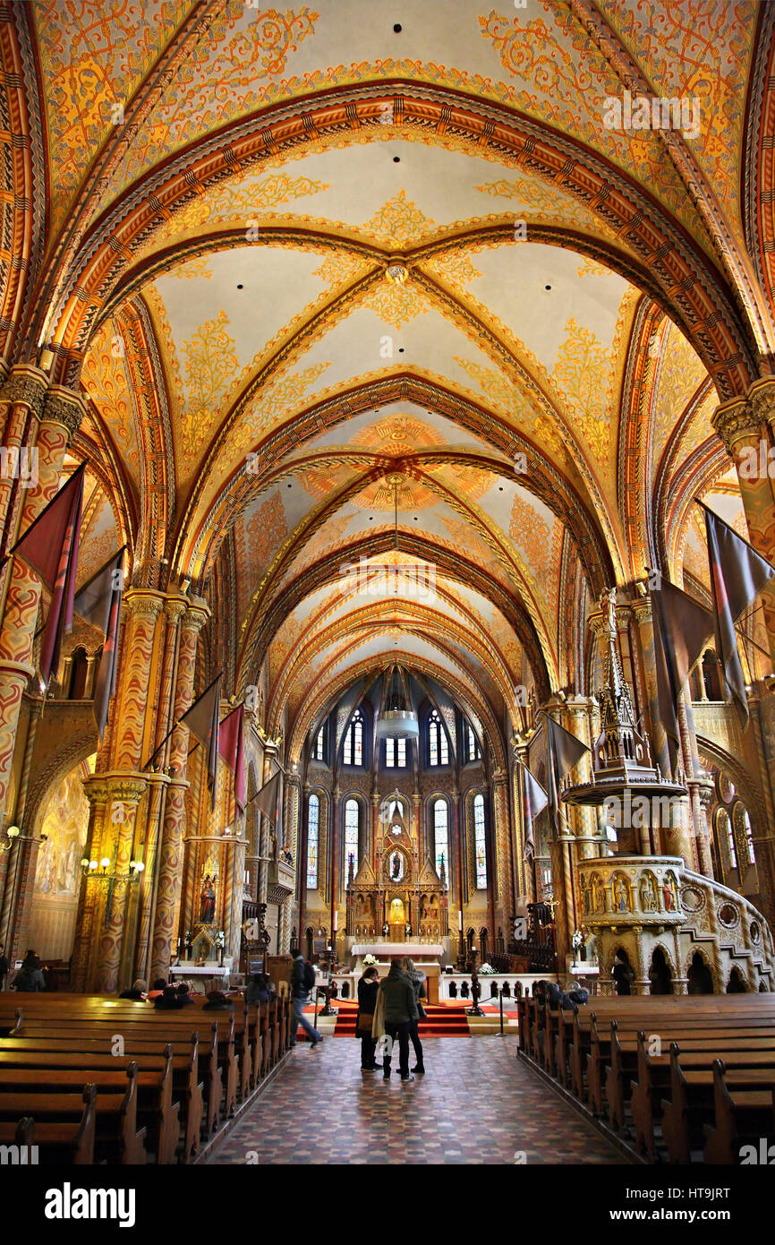 Interior matthias church matyas templom castle hill varhegy buda hi-res ...