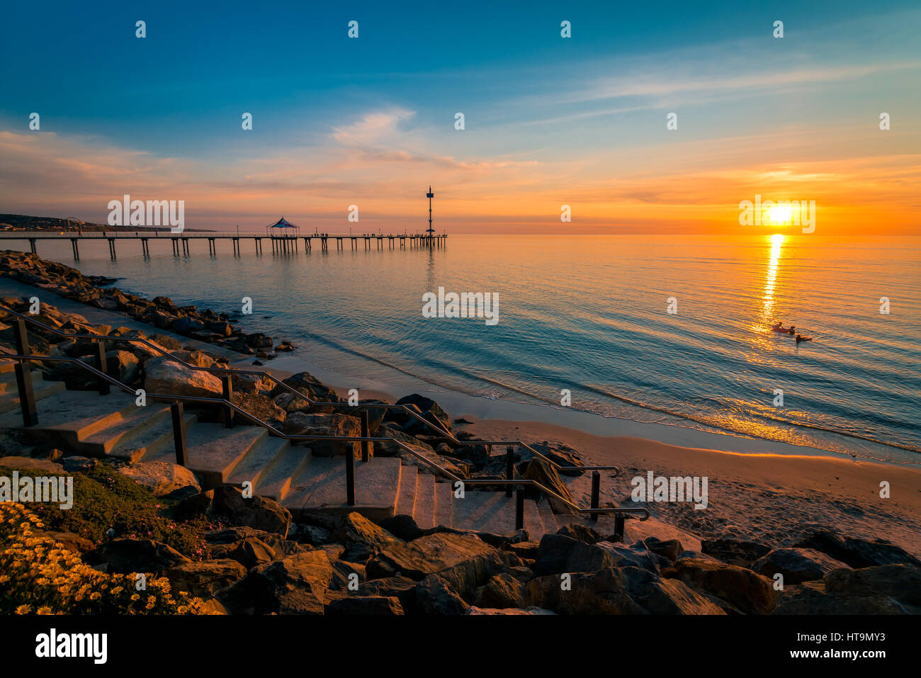 Sunset over the ocean viewed from Brighton Beach, South Australia Stock ...